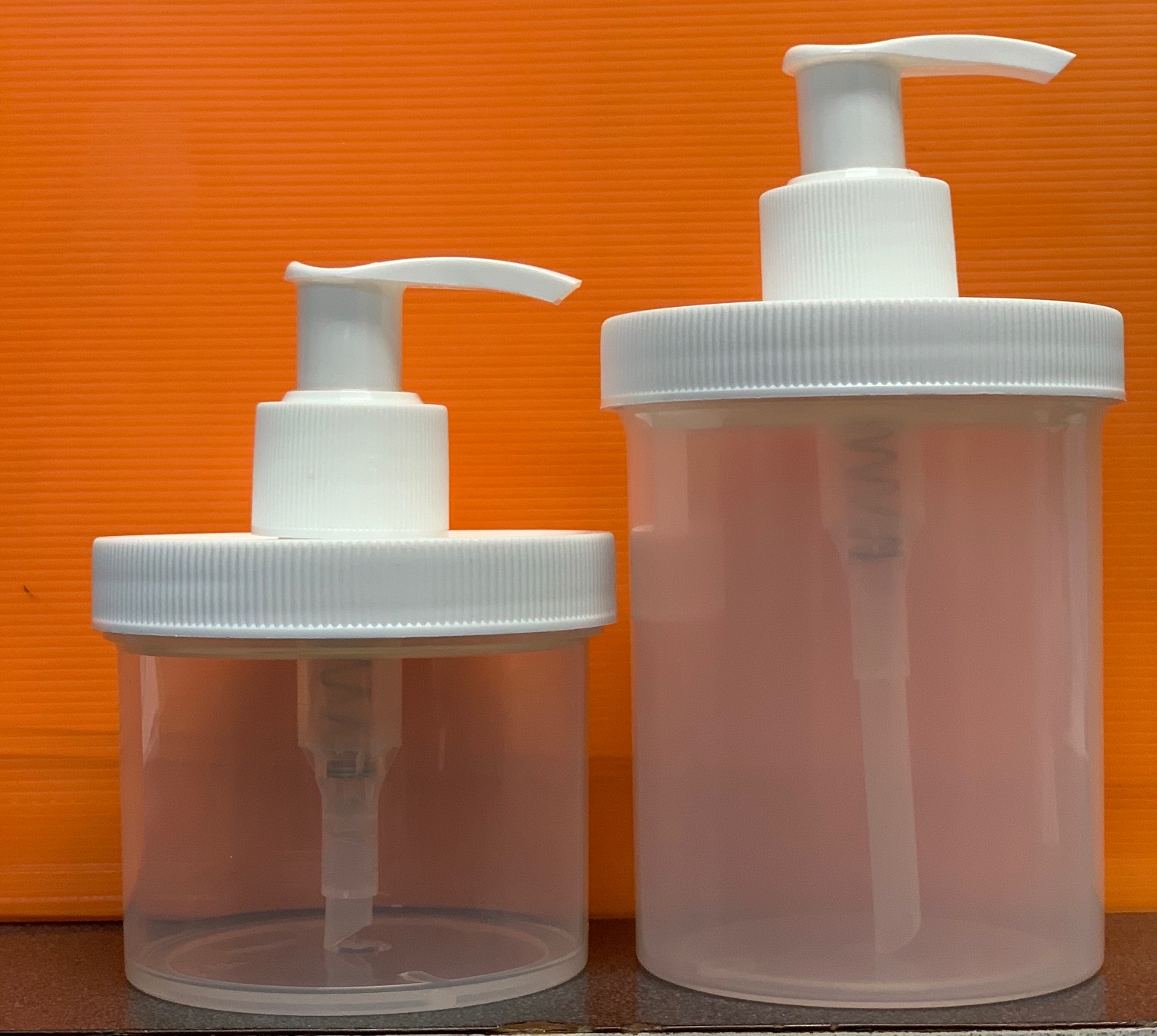 Clear Plastic Jar with Pump - Plastic Bottles/Jars/Caps | JP16